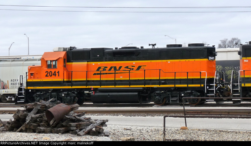 BNSF 2041